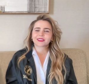 Mae Whitman weight gain 2025: what fans are really seeing in her ...