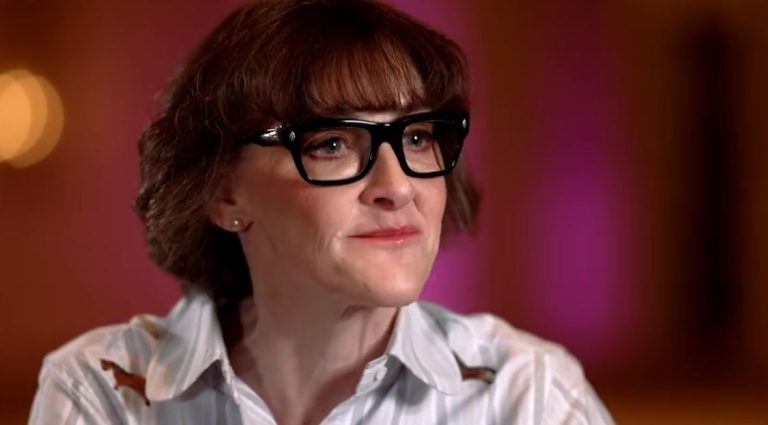 Joan Cusack Plastic Surgery Rumors Resurface After 11-Year Red Carpet ...